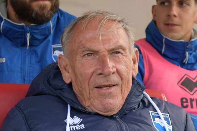 Zeman in ospedale con un foglio in mano: i medici non possono credere ...