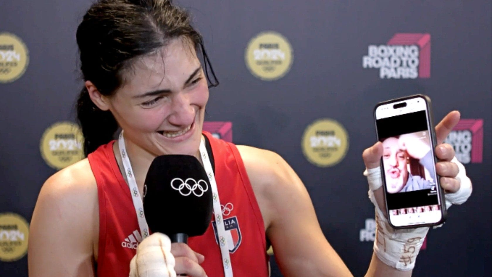 La storia di Angela Carini, alle Olimpiadi con la toccante dedica al ...