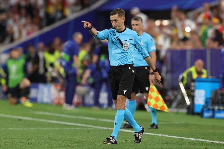 Chi è Turpin, arbitro di Bosnia-Italia nei playoff Mondiali: il ...