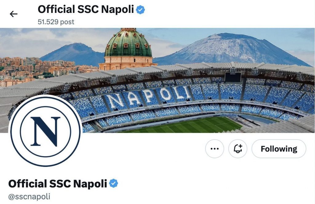 Il Napoli cambia logo, nuovo stemma senza blu e azzurro: sarà monocolore