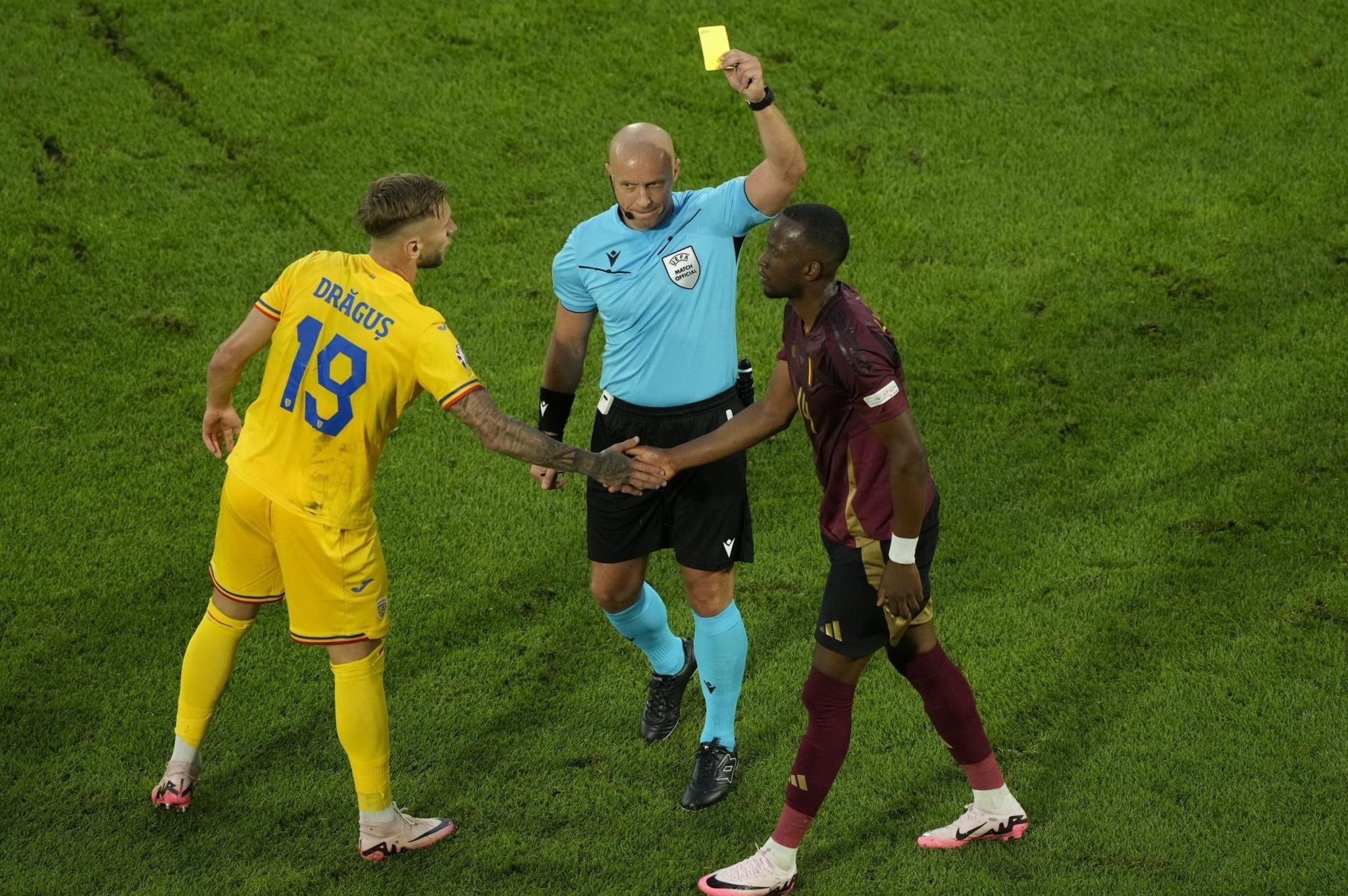 Le nuove regole del calcio valide dal 1° luglio: arriva la "pausa calma ...