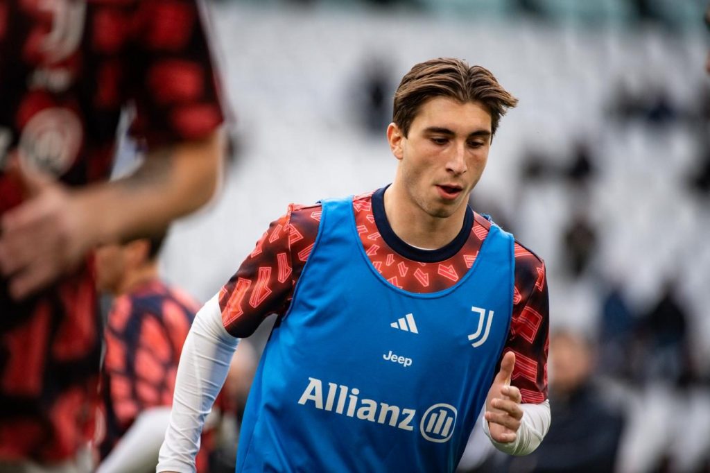 Miretti si infortuna durante l'amichevole della Juve, è costretto a ...