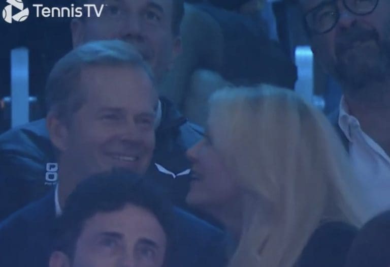 Stefan Edberg in imbarazzo alle ATP Finals, la colpa è tutta della Kiss Cam