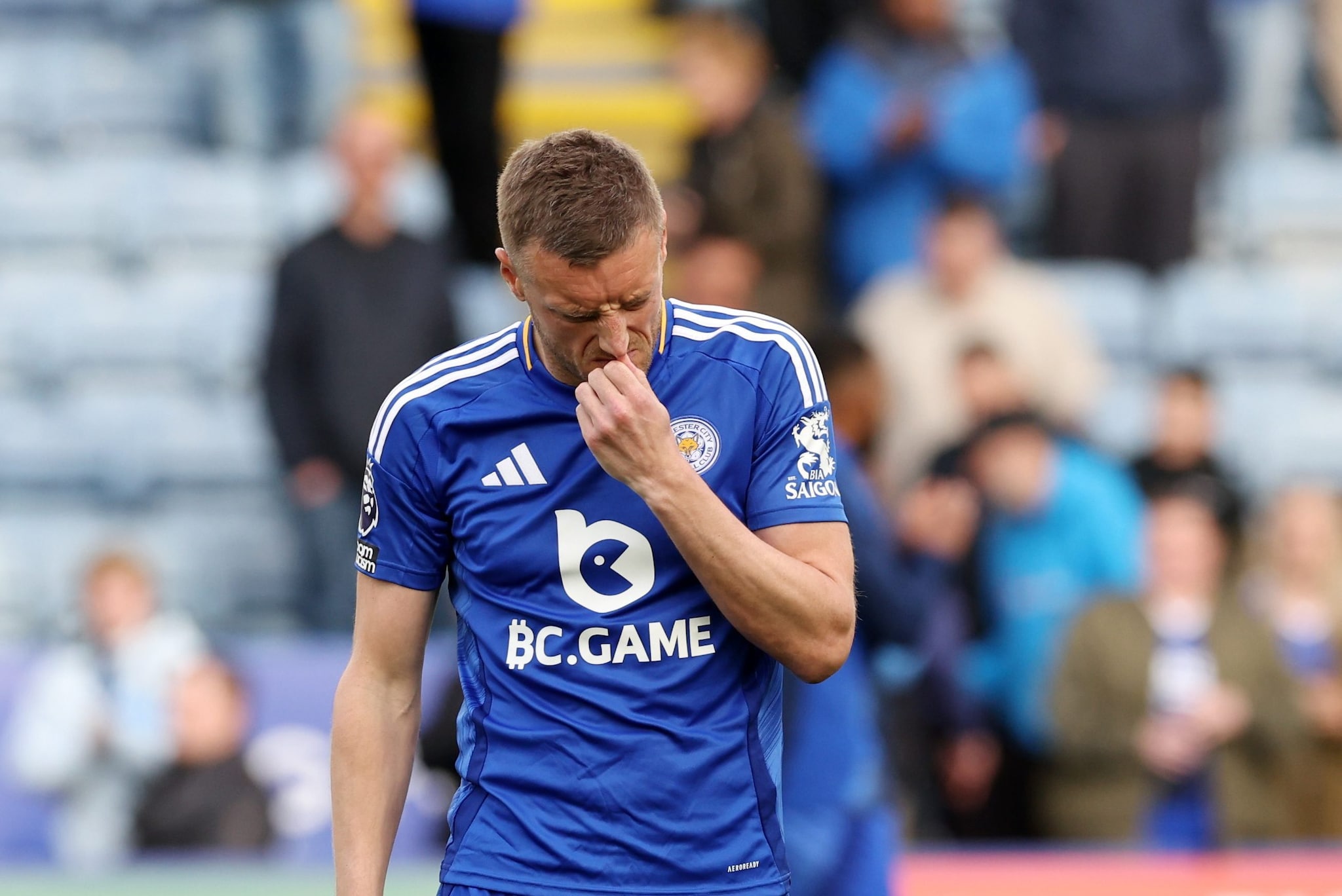 Vardy non si dà pace per la retrocessione del Leicester: "Una vergogna ...