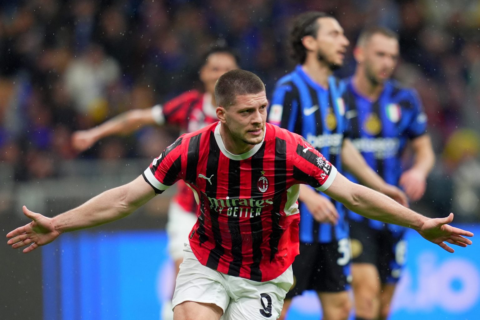 Jovic si fa male nel riscaldamento e va in panchina: come cambia l ...