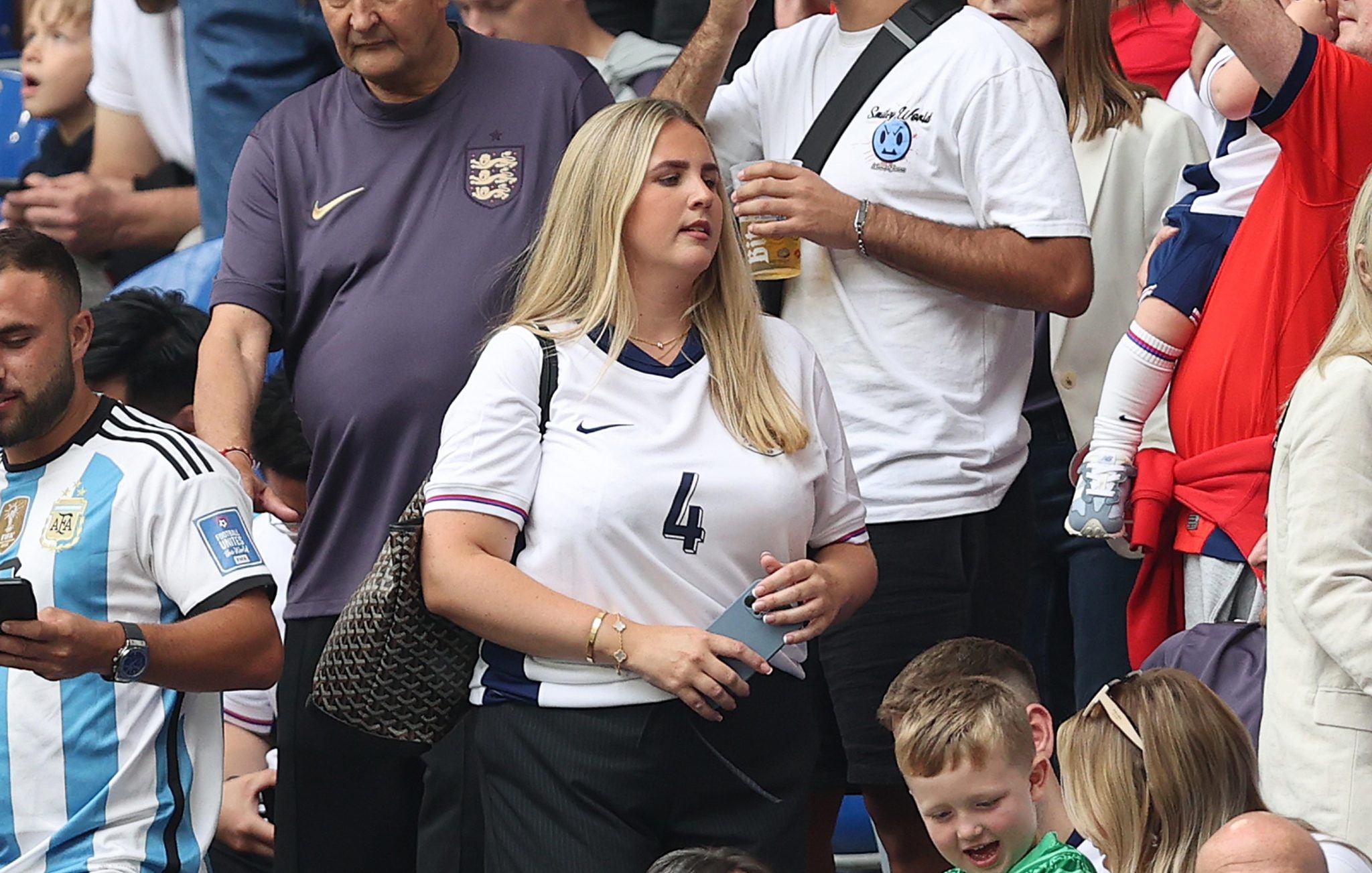 Chi è Lauren Fryier, la fidanzata di Declan Rice vittima di grassofobia ...