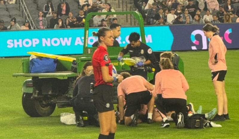Savy King operata d'urgenza al cuore dopo essere collassata in campo ...