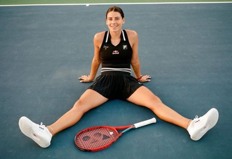 Sinner svela la verità su Emma Navarro: "Ci hanno messo assieme ...