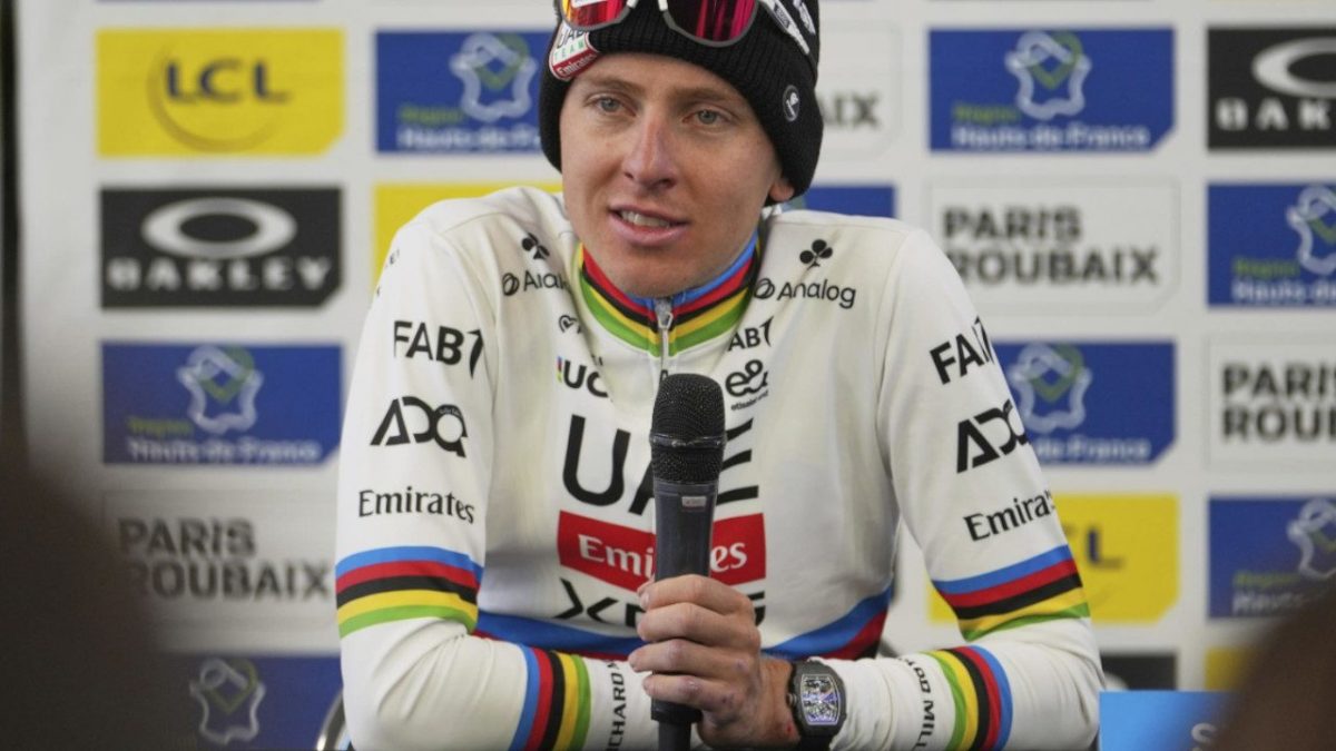 Pogacar corre il Tour con un orologio da 340mila euro: pesa 32 grammi ...