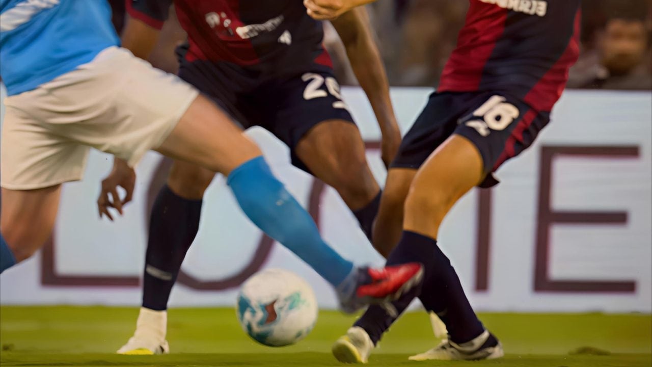 Perché De Bruyne non è stato espulso per il fallo su Prati in Napoli ...