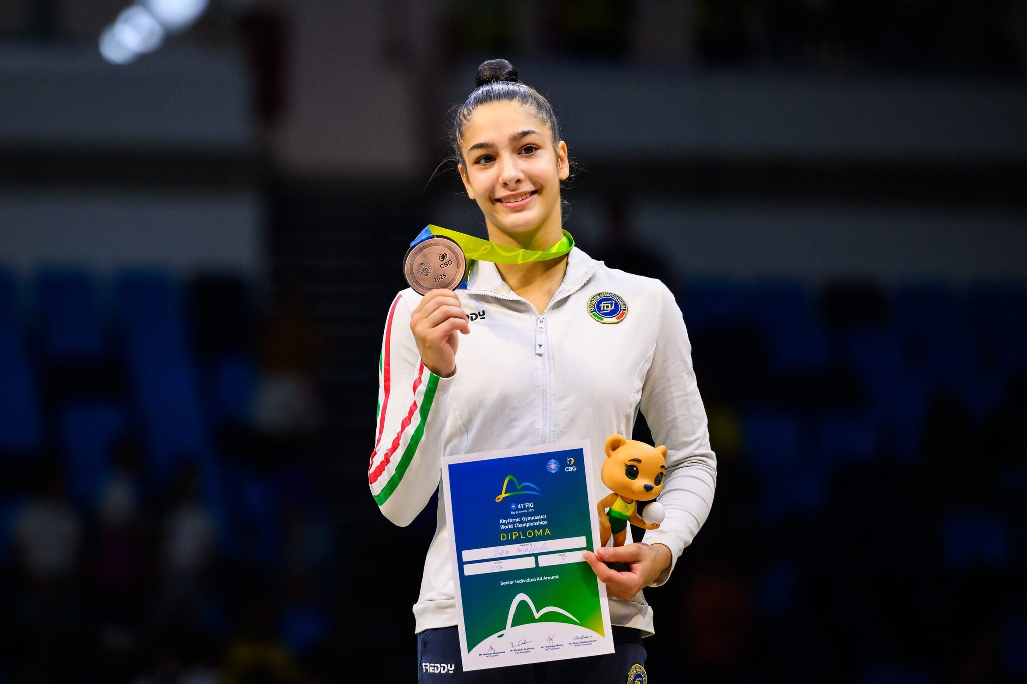Sofia Raffaeli vince il bronzo nell'All-Around: è il terzo podio consecutivo in un Mondiale