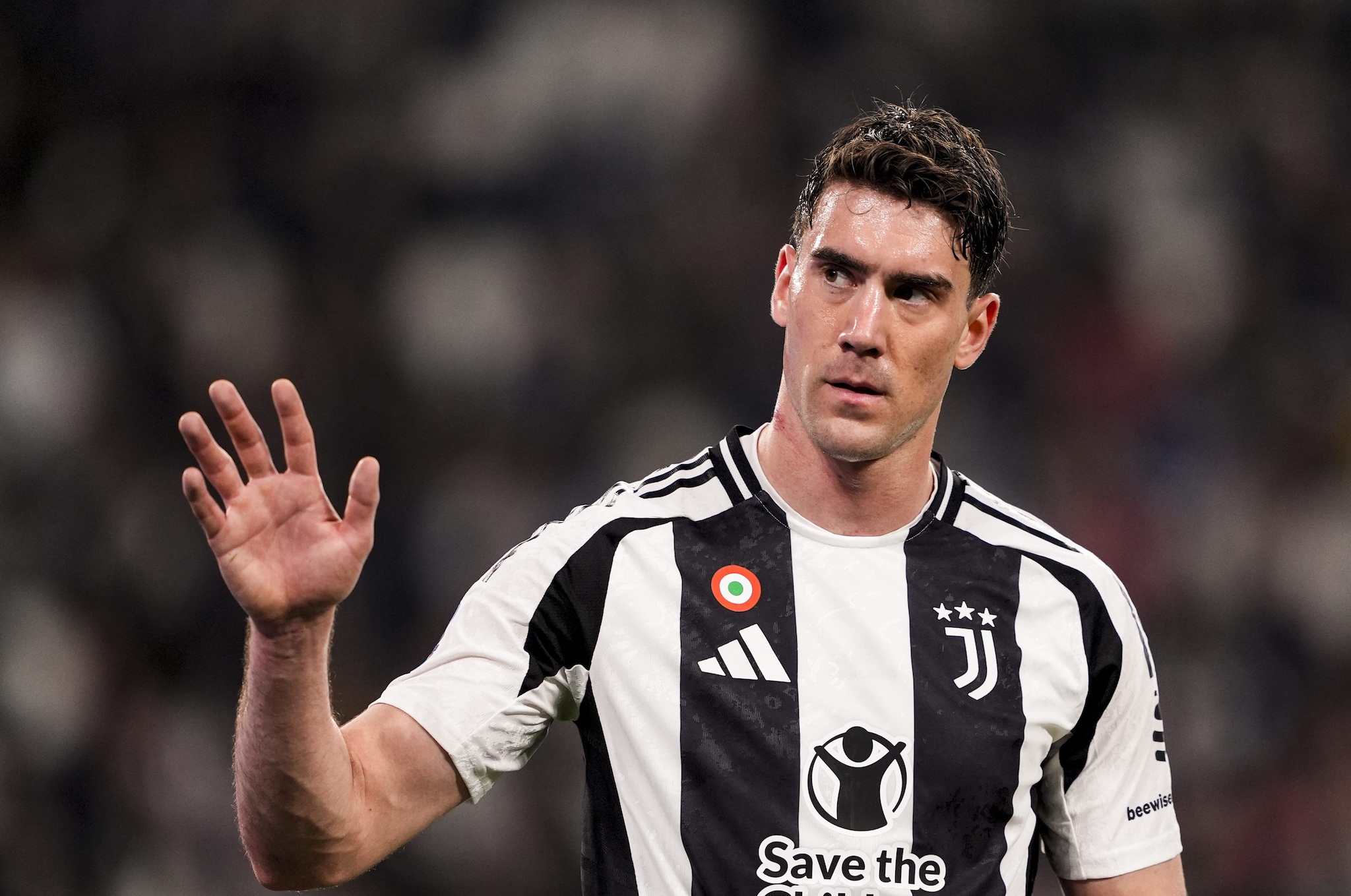 Vlahovic è fuori dal progetto ma potrebbe restare alla Juve: non ...