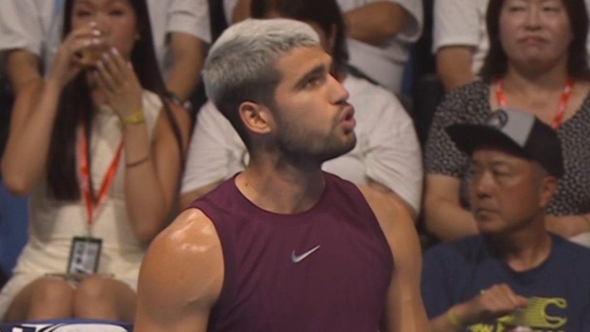 Carlos Alcaraz a brutto muso con l'arbitro: "Pensi sia normale quello ...