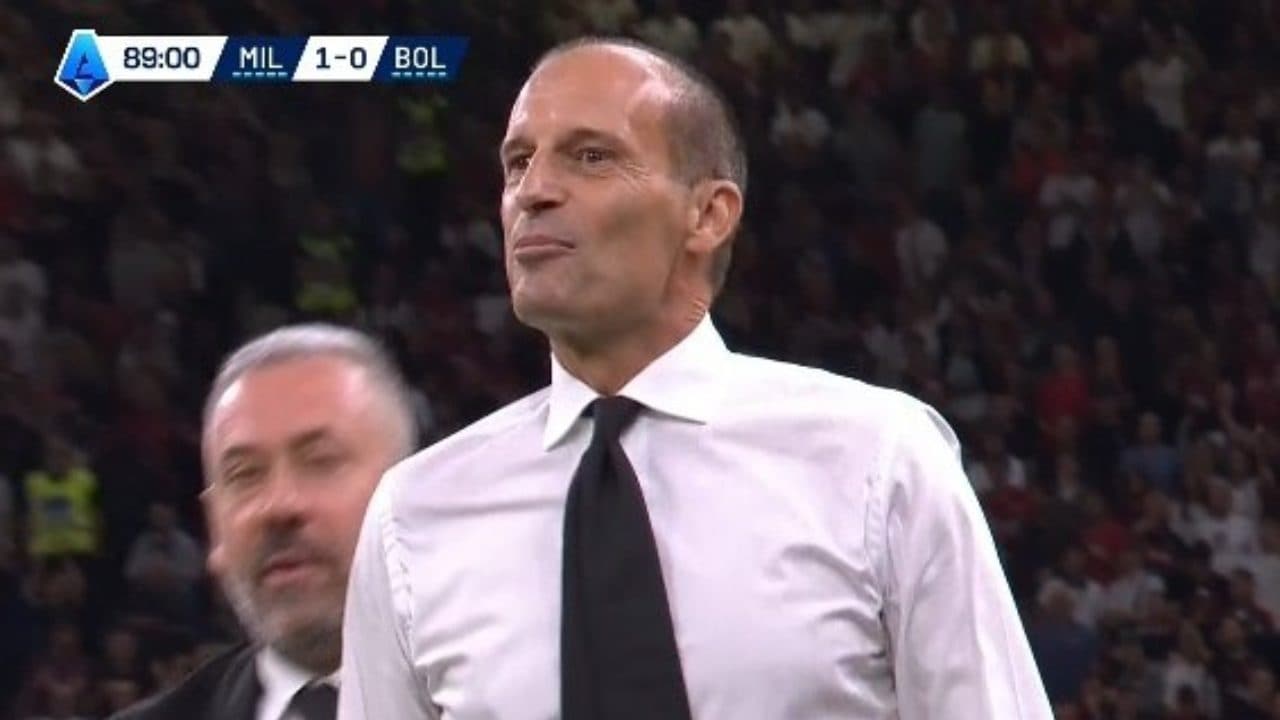 Allegri espulso, si toglie la giacca e va su tutte le furie per un ...