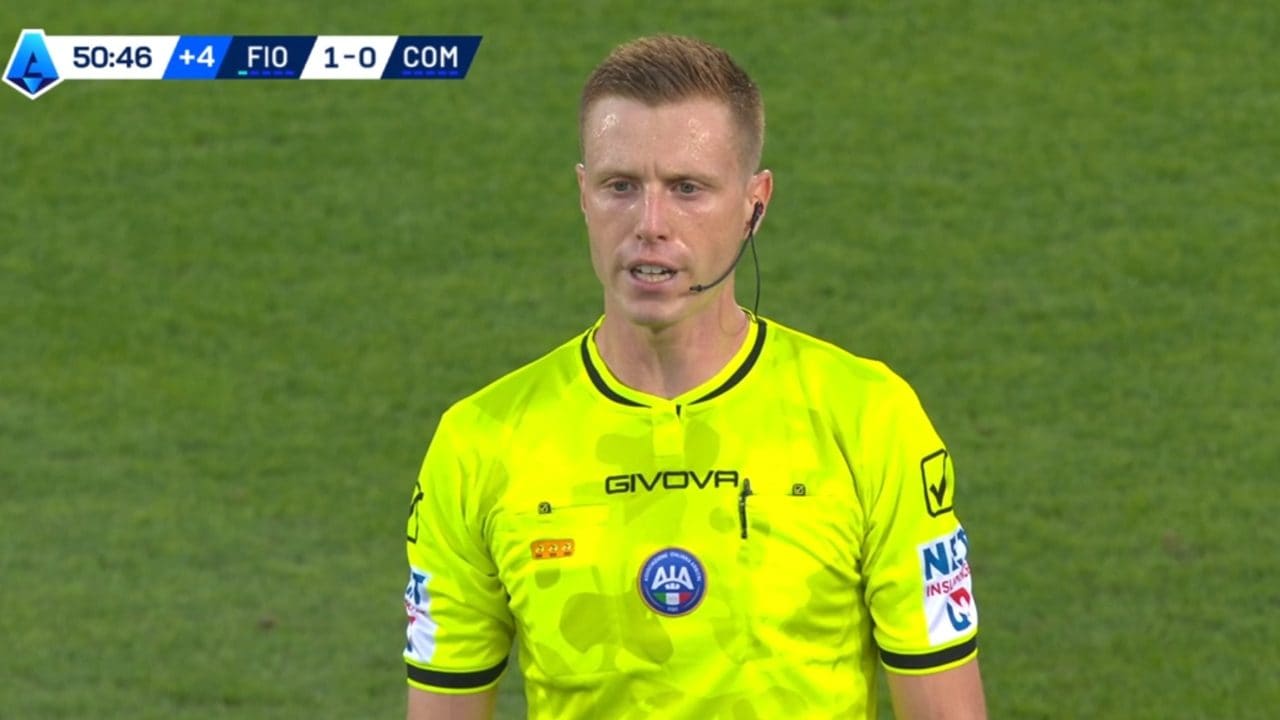 L'arbitro di Fiorentina-Como toglie un rigore, spiega perché ma non si ...