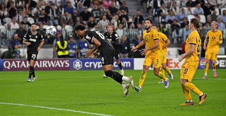 Marocchi e la telecronaca virale di Juve-Borussia: "Ma perché Thuram lì ...
