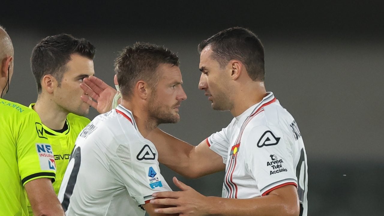 Audero salva la Cremonese, a Verona finisce 0-0: la prima di Vardy in ...
