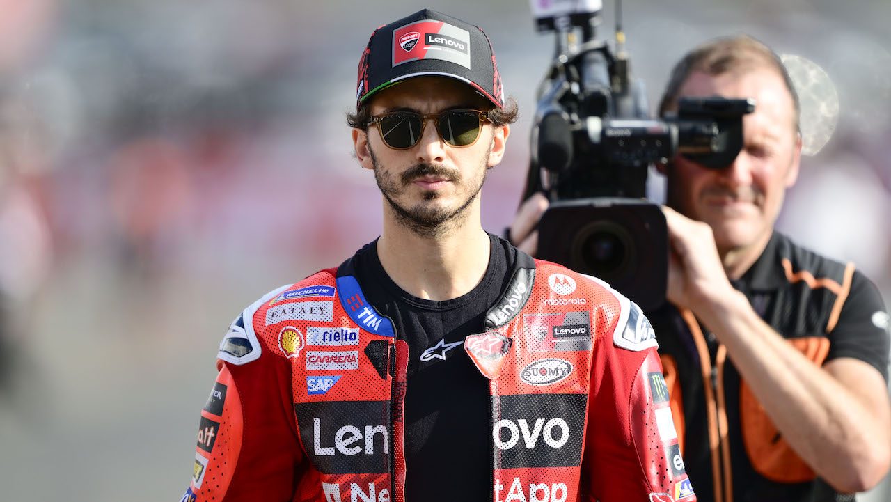 Il team di Valentino Rossi conferma: "Abbiamo aiutato Bagnaia. Poi non ...