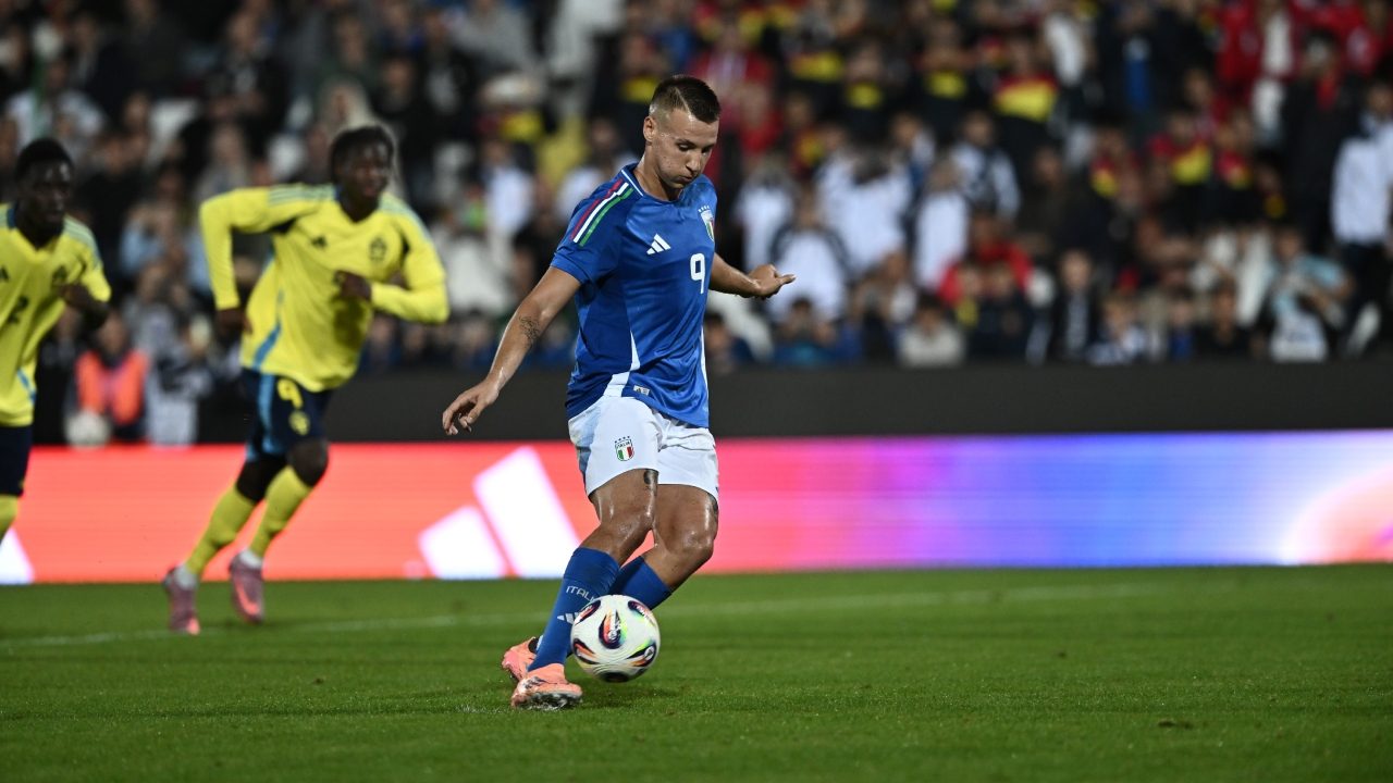 Camarda fa il 'cucchiaio' e diventa il più giovane a segnare con l ...