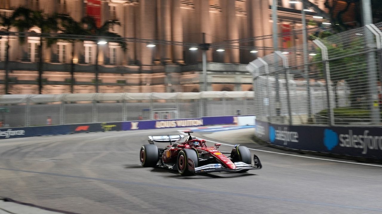 F1, la griglia di partenza del GP Singapore: Russell in pole, Hamilton davanti a Leclerc