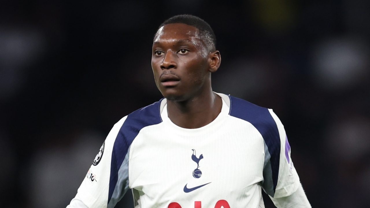 Perché Kolo Muani non sta giocando al Tottenham: per l'ex Juve solo 13 minuti in campo con gli Spurs