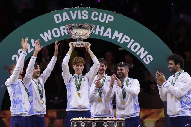 Jannik Sinner salta le finali di Coppa Davis con l'Italia: "Non ha dato ...