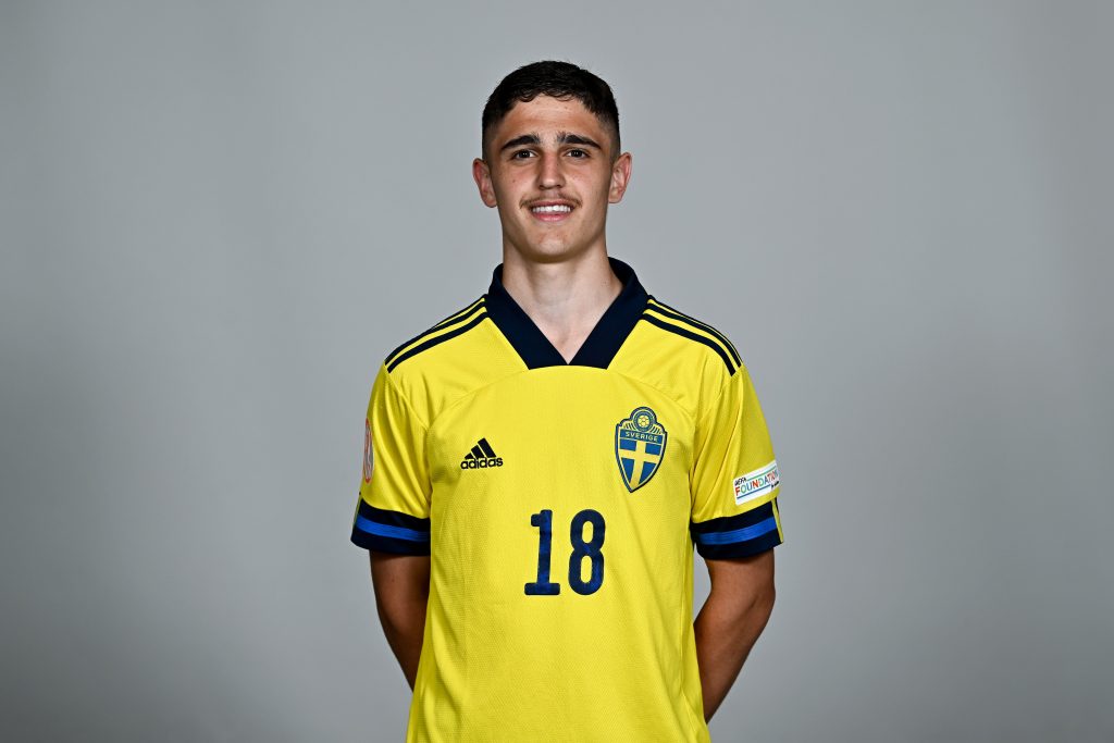 Chi è Adrian Lahdo, il talento neomaggiorenne dell'Hammarby che il Como ...