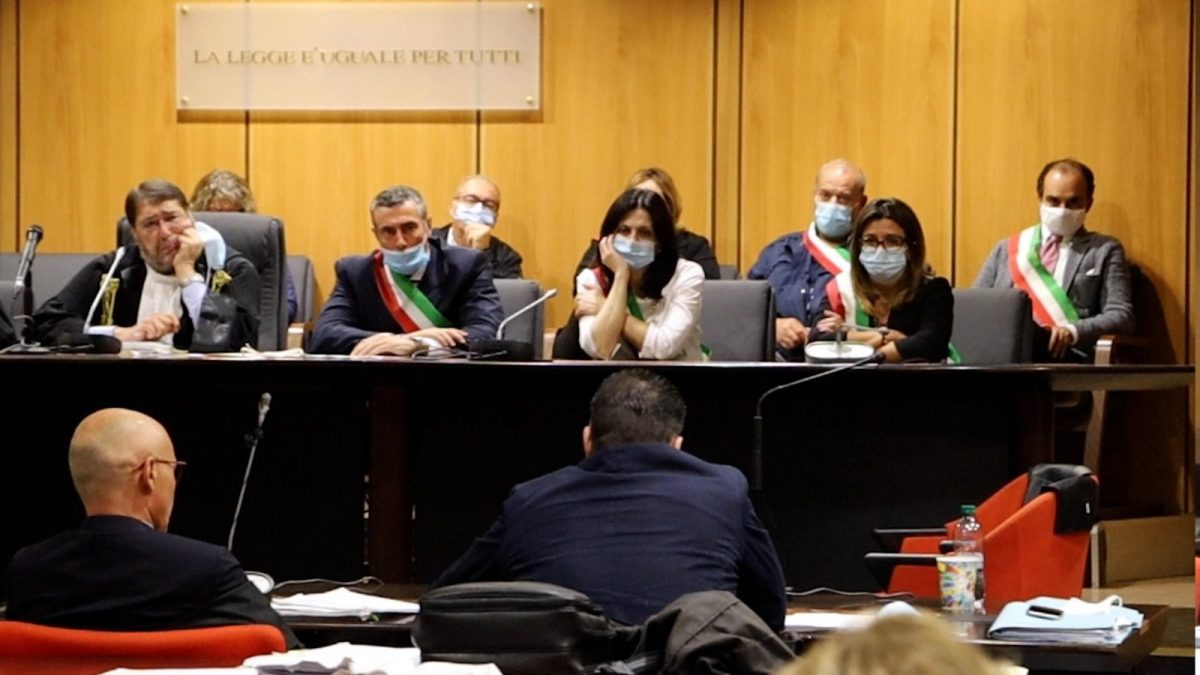 Processo Vannini, Antonio Ciontoli in lacrime prima della sentenza ...