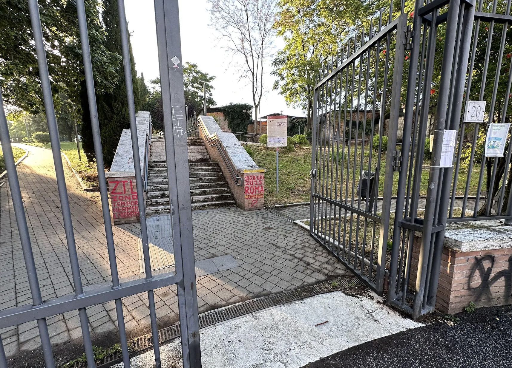 In un parco di Roma è stato ritrovato lo scheletro di una donna: era lì ...