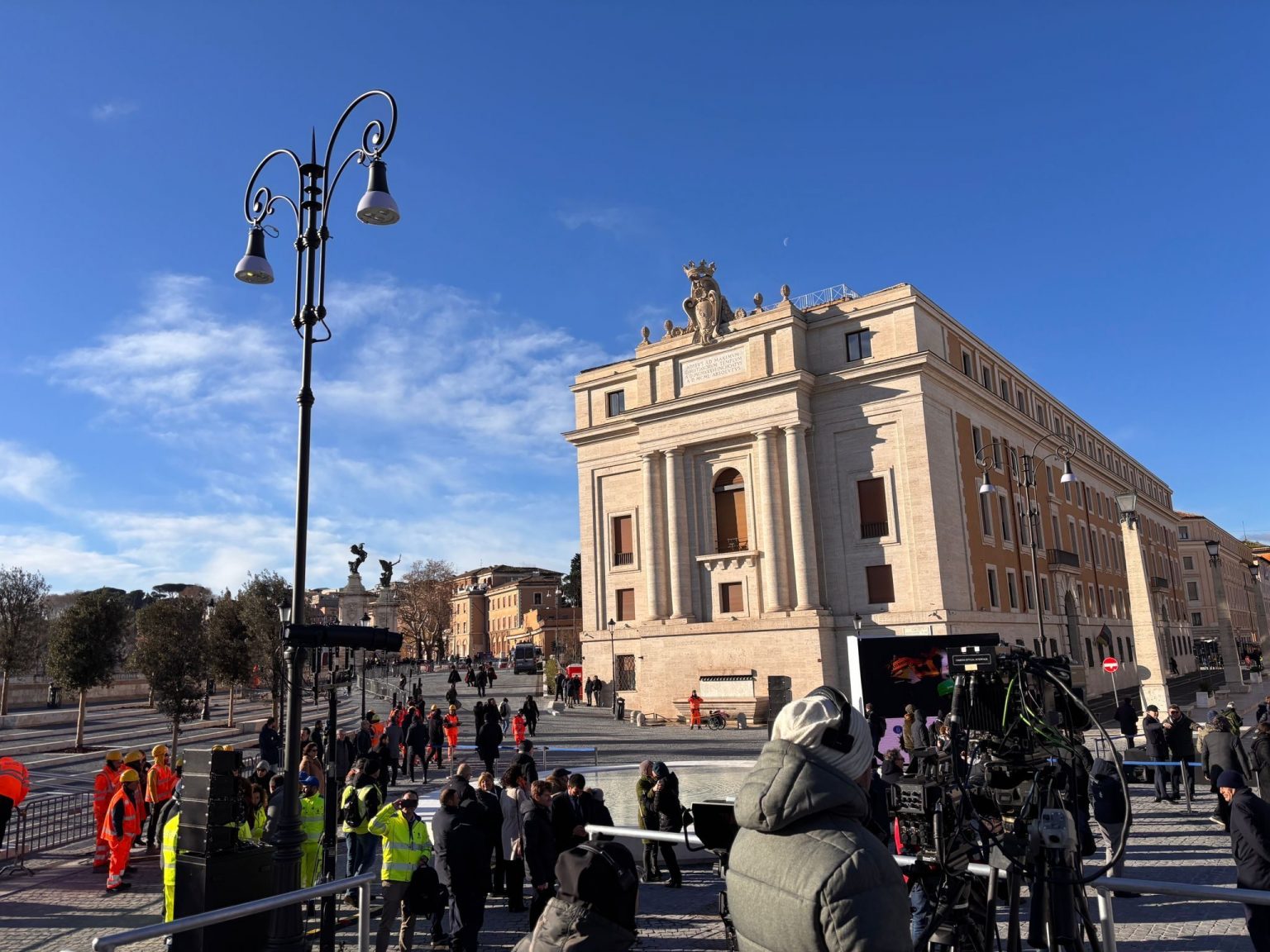 Ecco piazza Pia, simbolo del Giubileo: come cambia la circolazione con ...
