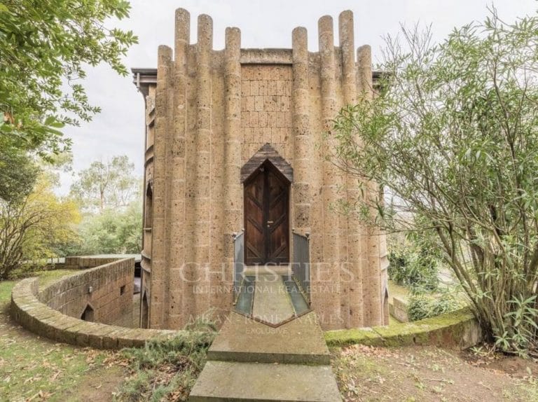 In vendita la casa dell'archistar Portoghesi a Calcata: ha ponte ...