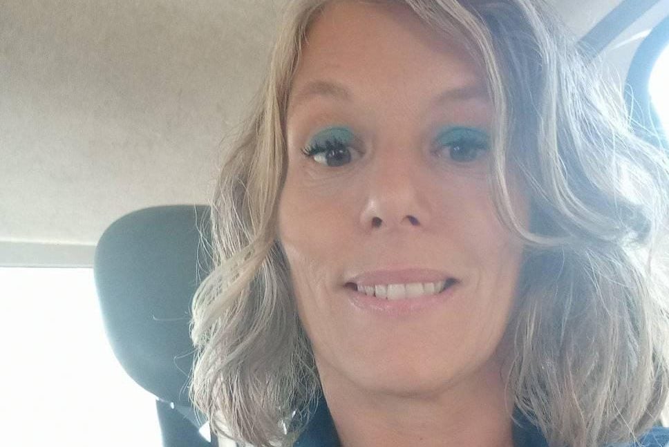 Va in vacanza e lascia morire di fame e sete la madre. La perizia ...