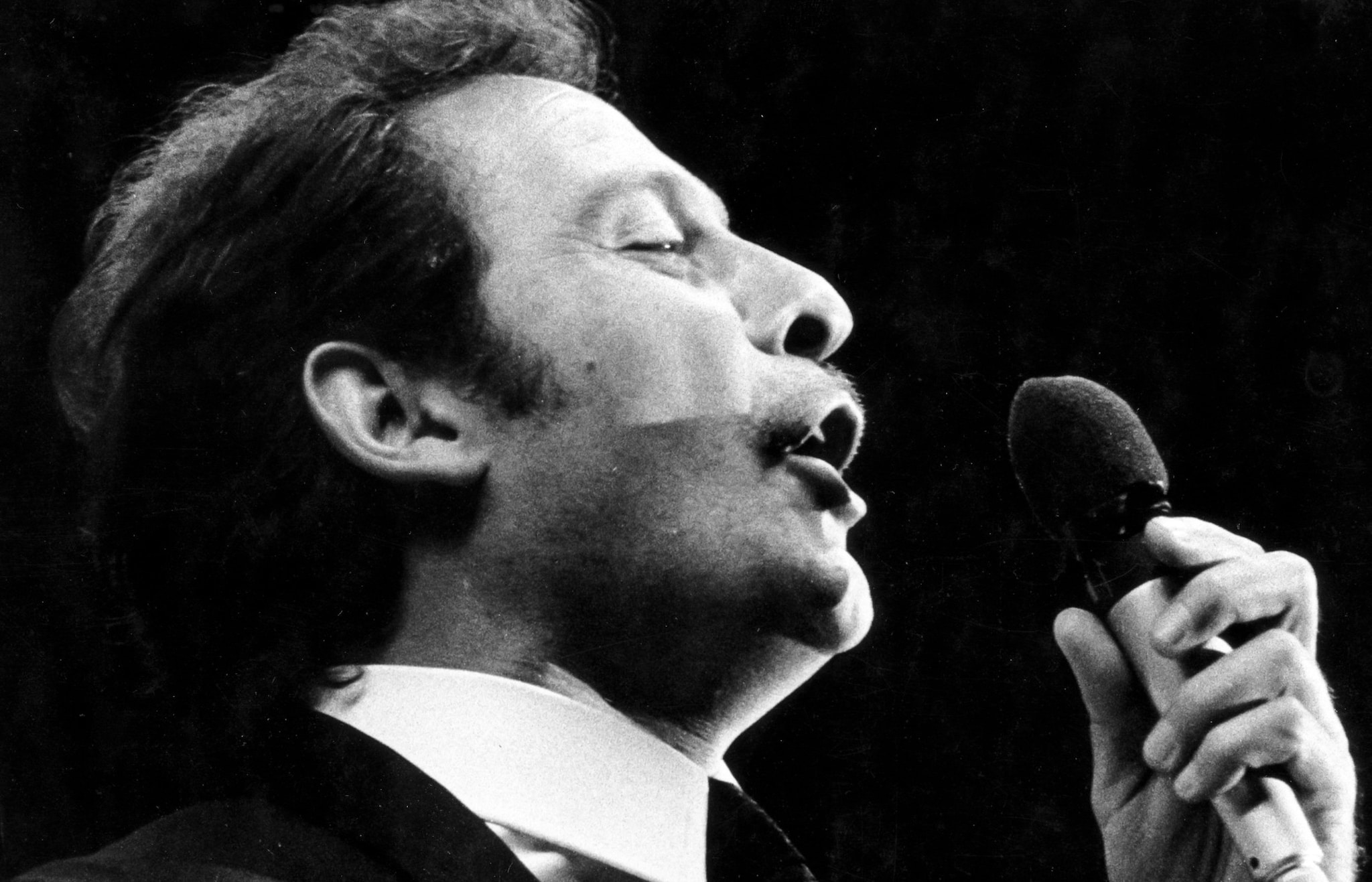 Furto nella villa della vedova di Domenico Modugno sull'Appia Antica ...