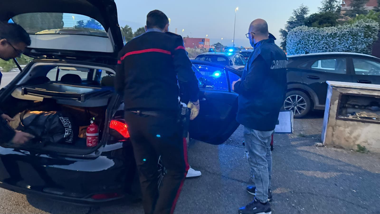 Droga venduta in chat ai giovanissimi dell'hinterland romano, nove ...