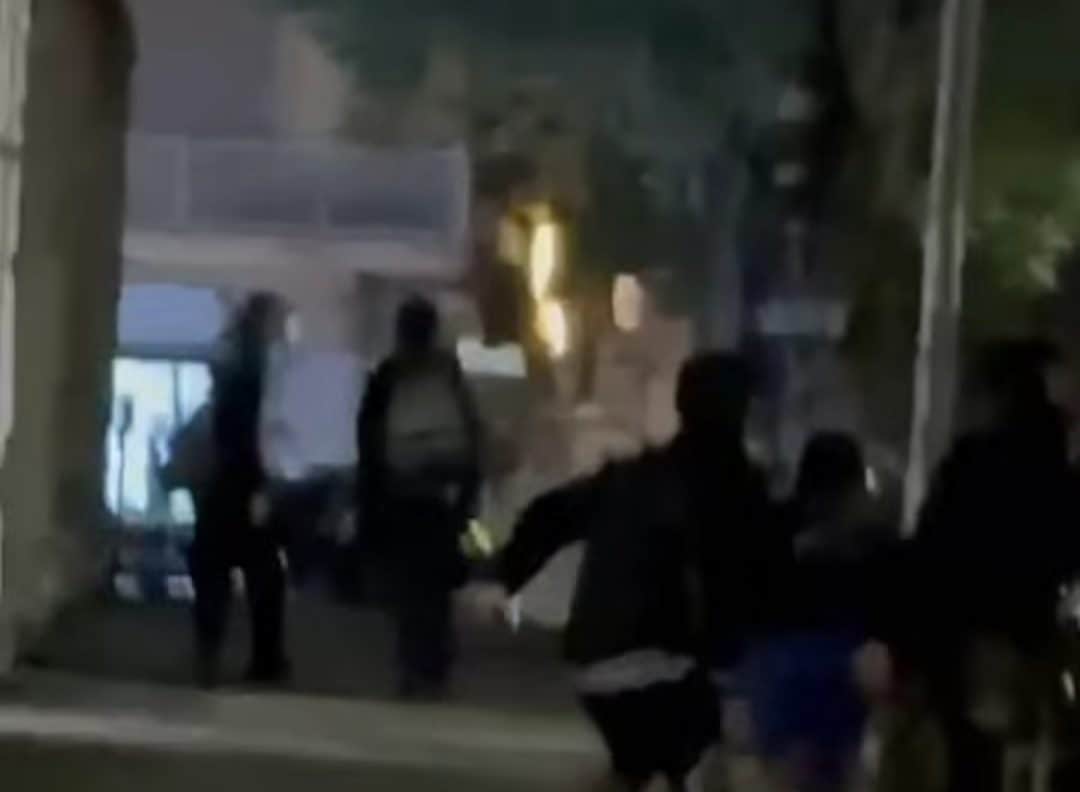 "Se uscite ve damo foco", minacce e aggressione transfobica all ...