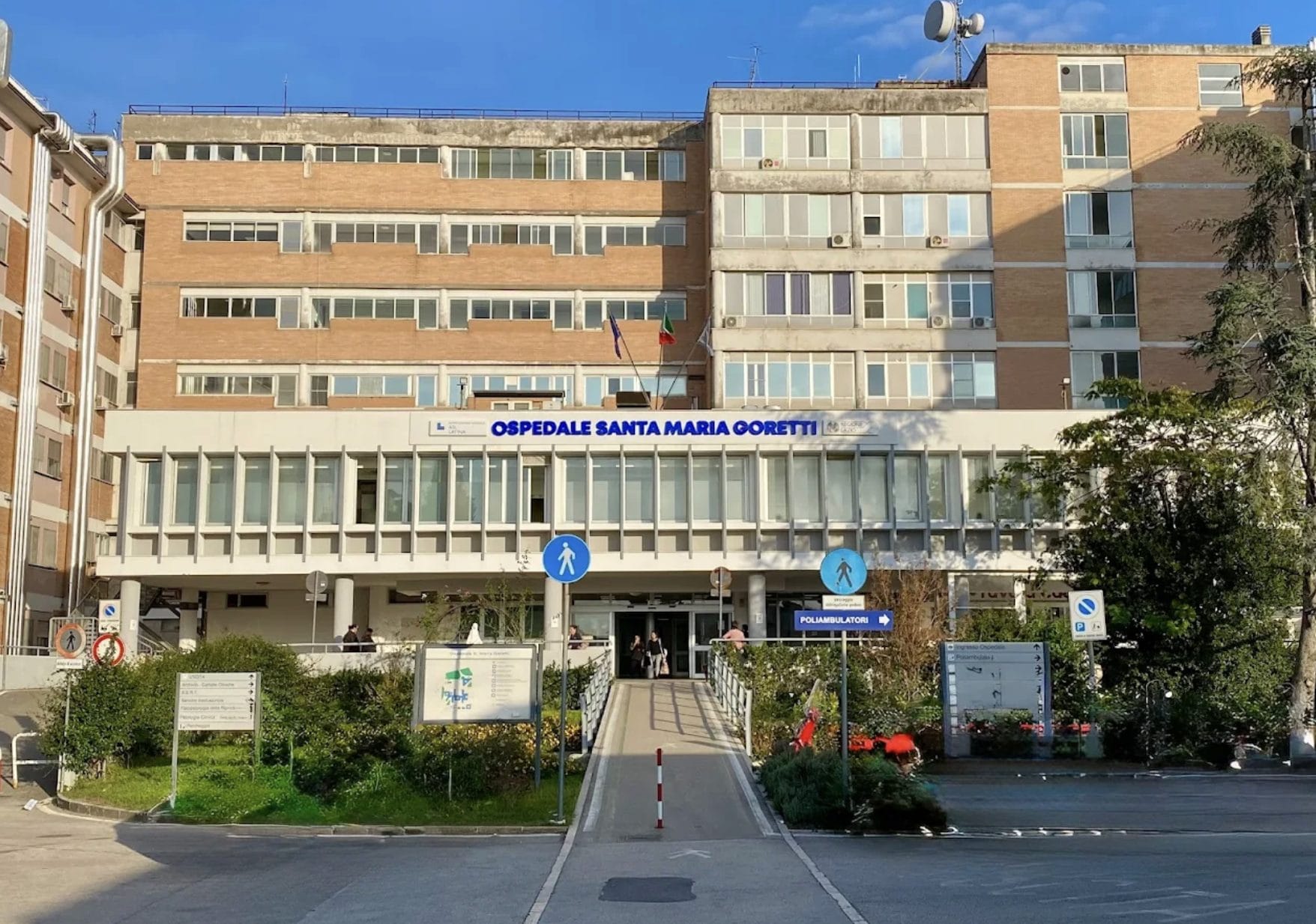 "Solo due infermieri per 46 pazienti", la denuncia dal pronto soccorso ...