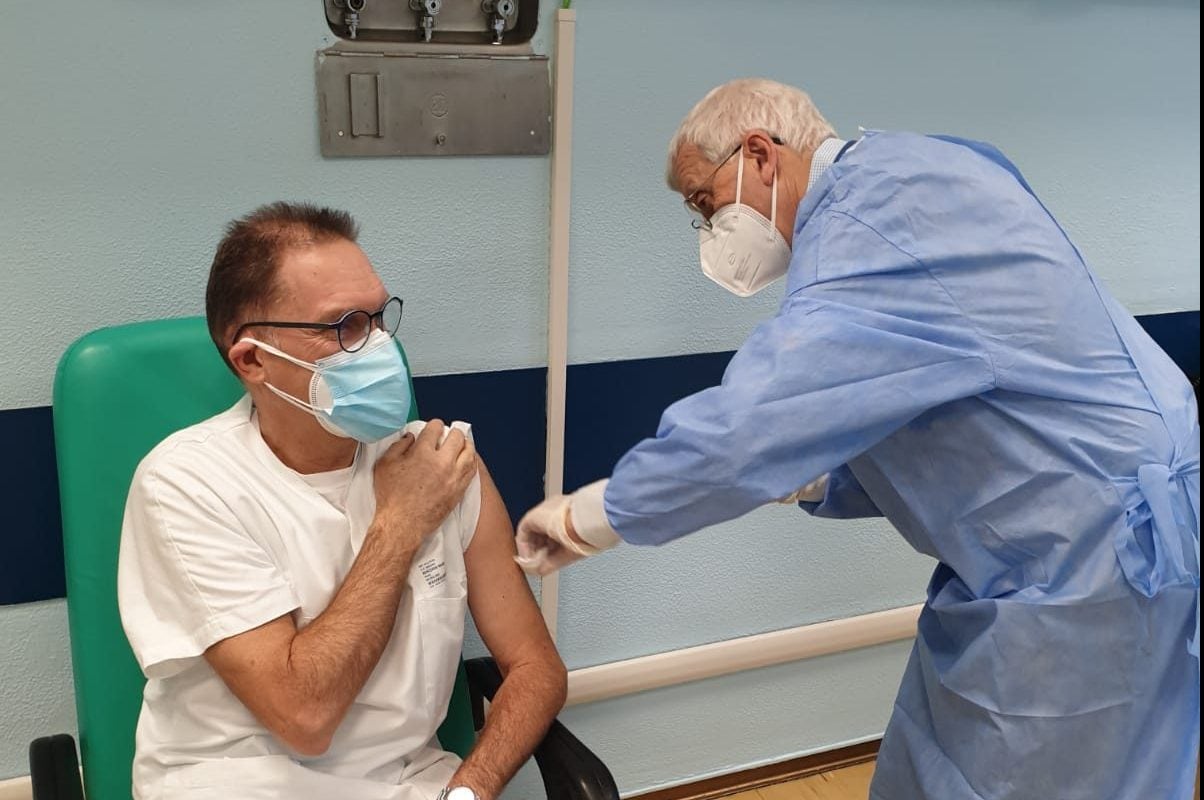 Pensionati, dirigenti e il presidente Lilt: i sei medici che hanno ...