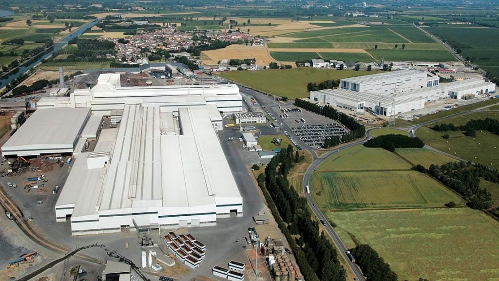 Calcio, quotidiani e grandi opere: il rapporto strettissimo tra Cremona ...