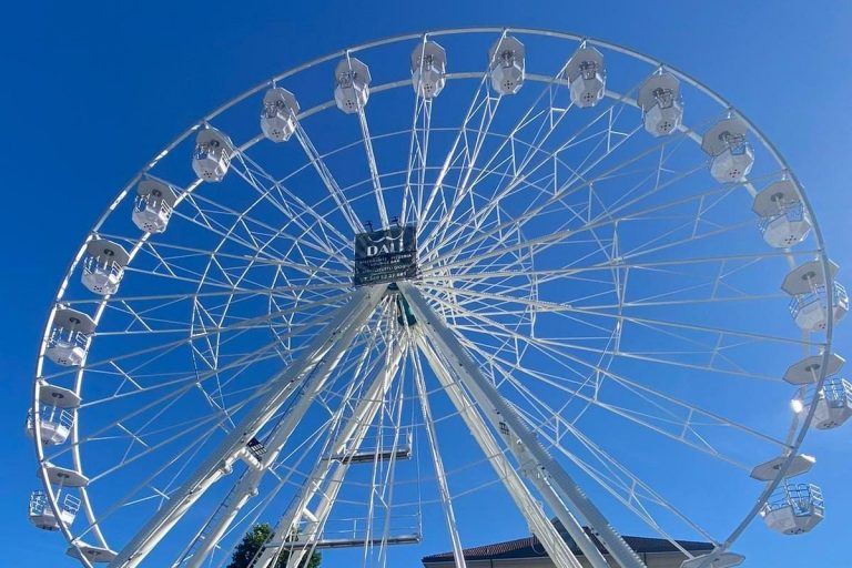 A Milano arriva la più grande ruota panoramica mai montata