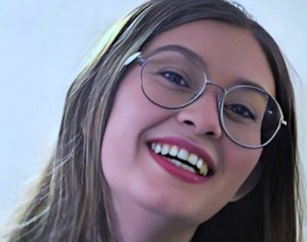 Il ricordo degli amici di scuola di Matilda Agnesi, morta a 18 anni ...