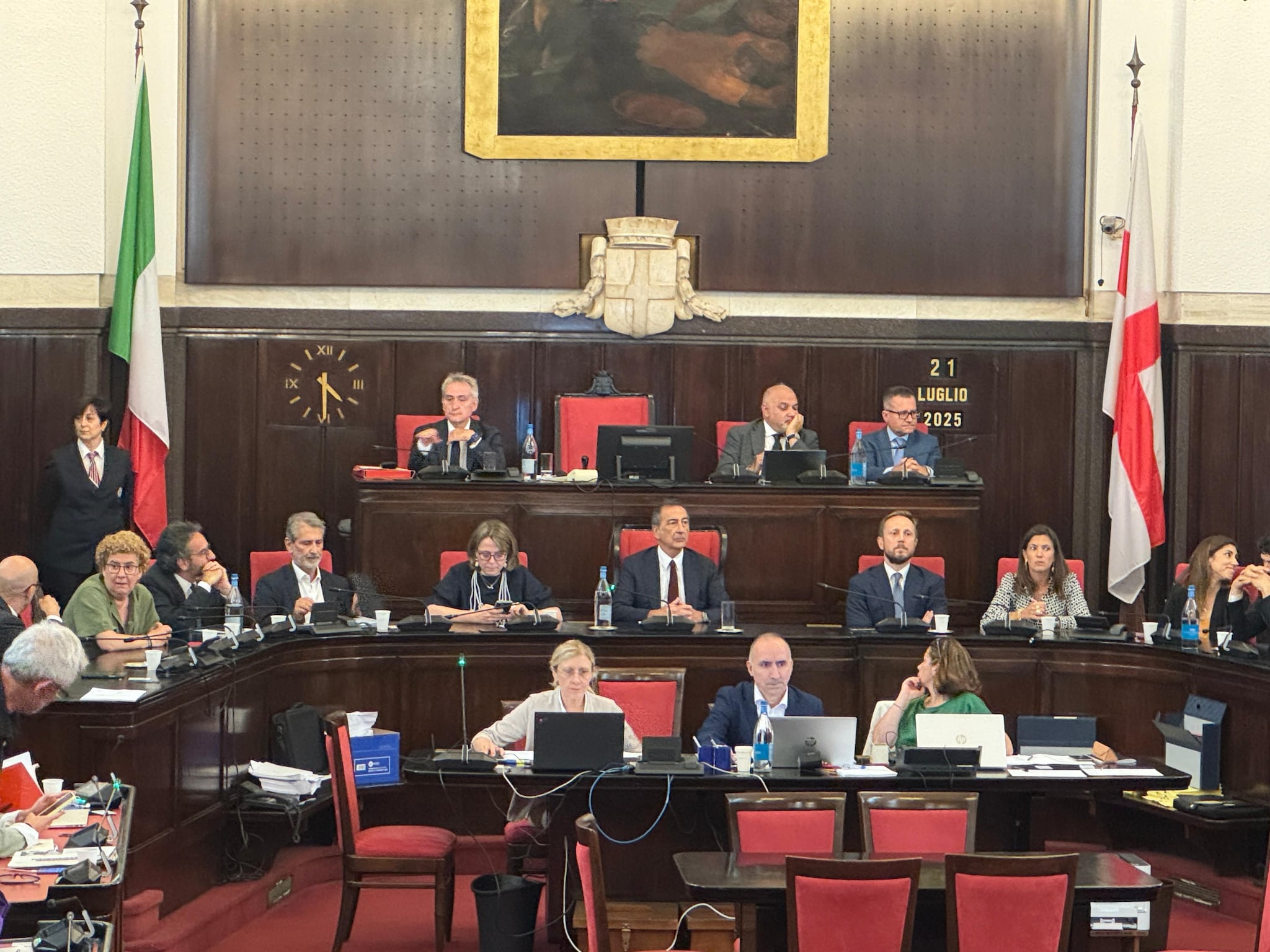 Il sindaco Beppe Sala in Consiglio comunale dopo l'inchiesta sull ...