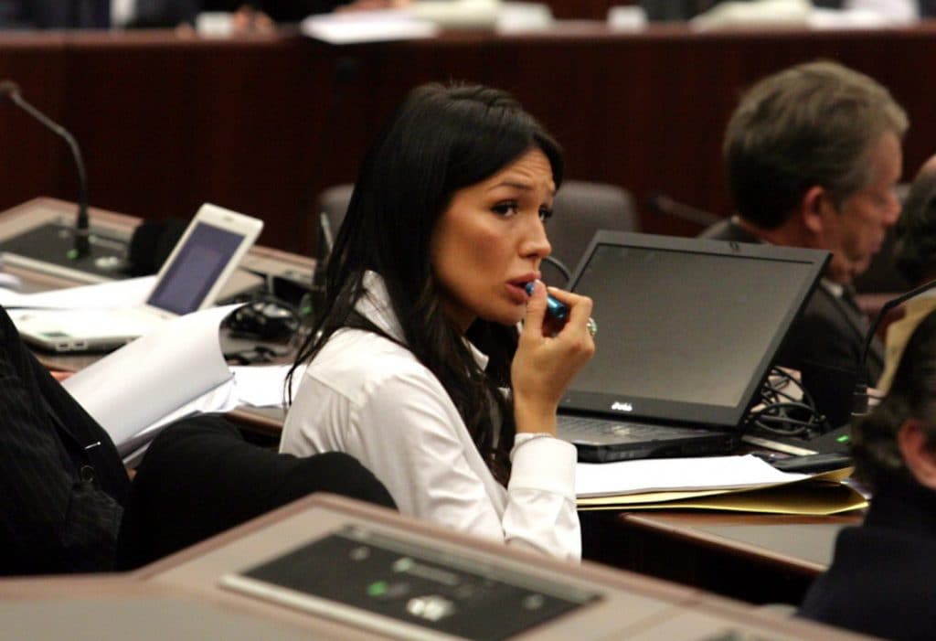 Dal "bunga bunga" con Nicole Minetti alla bancarotta con Lele Mora: i ...