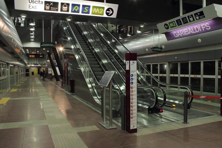 Metro Milano: mappa, orari e fermate con i percorsi di tutte le linee