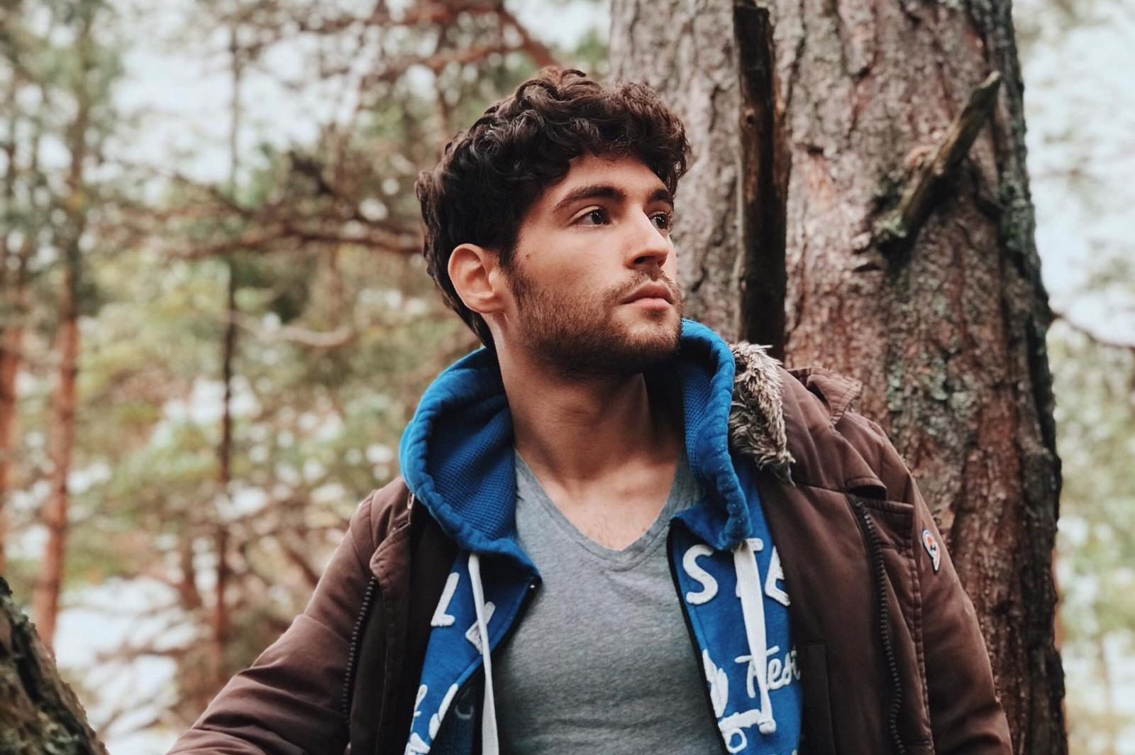 Matteo Faustini, il sogno diventa realtà: il giovane cantautore ...