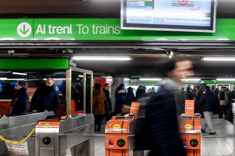 Metro rossa Milano: fermate, orari e mappa della linea M1