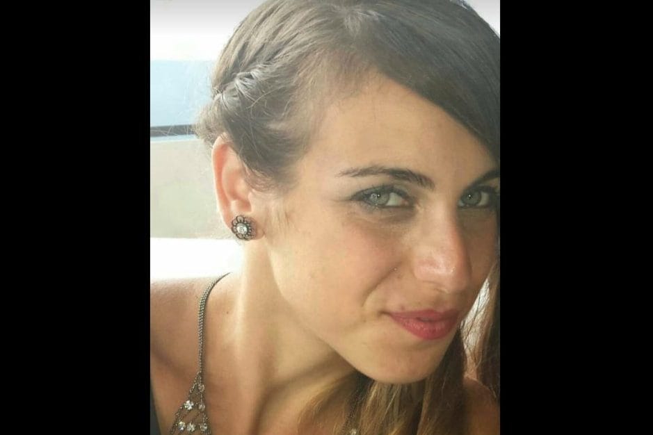 Eleonora morta a Ischia, il papà aveva cercato di salvarla: ma era ...