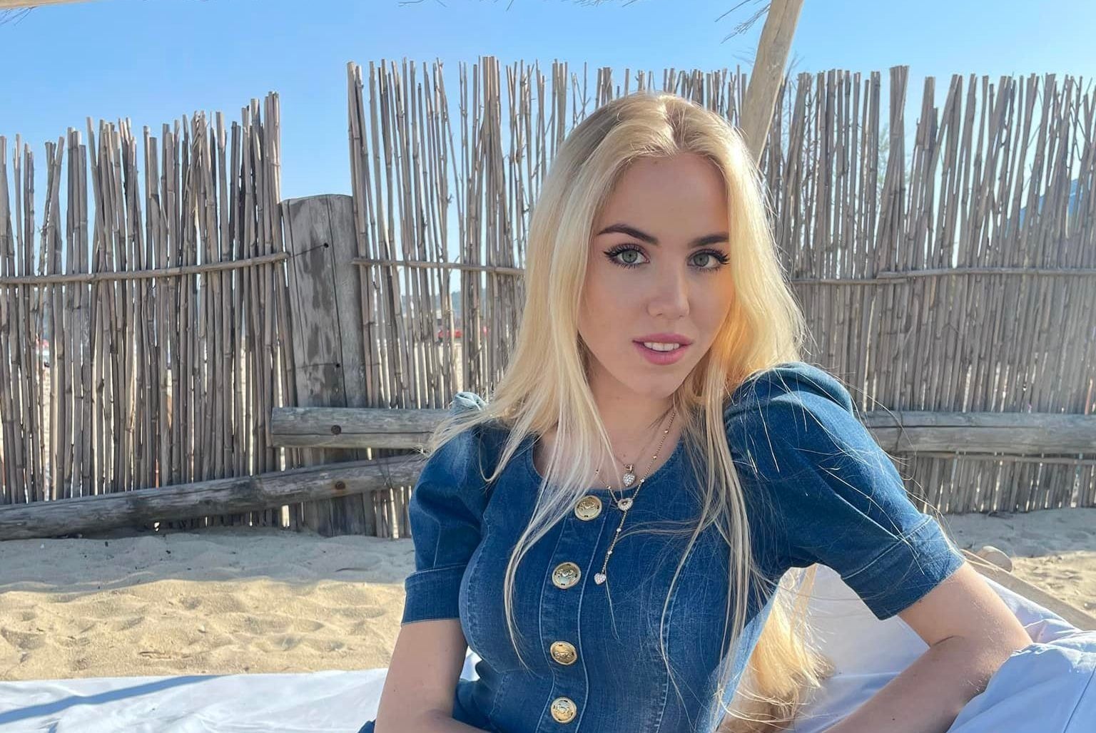 Carolina di Borbone festeggia il Napoli: "Primi in Italia e in Europa ...