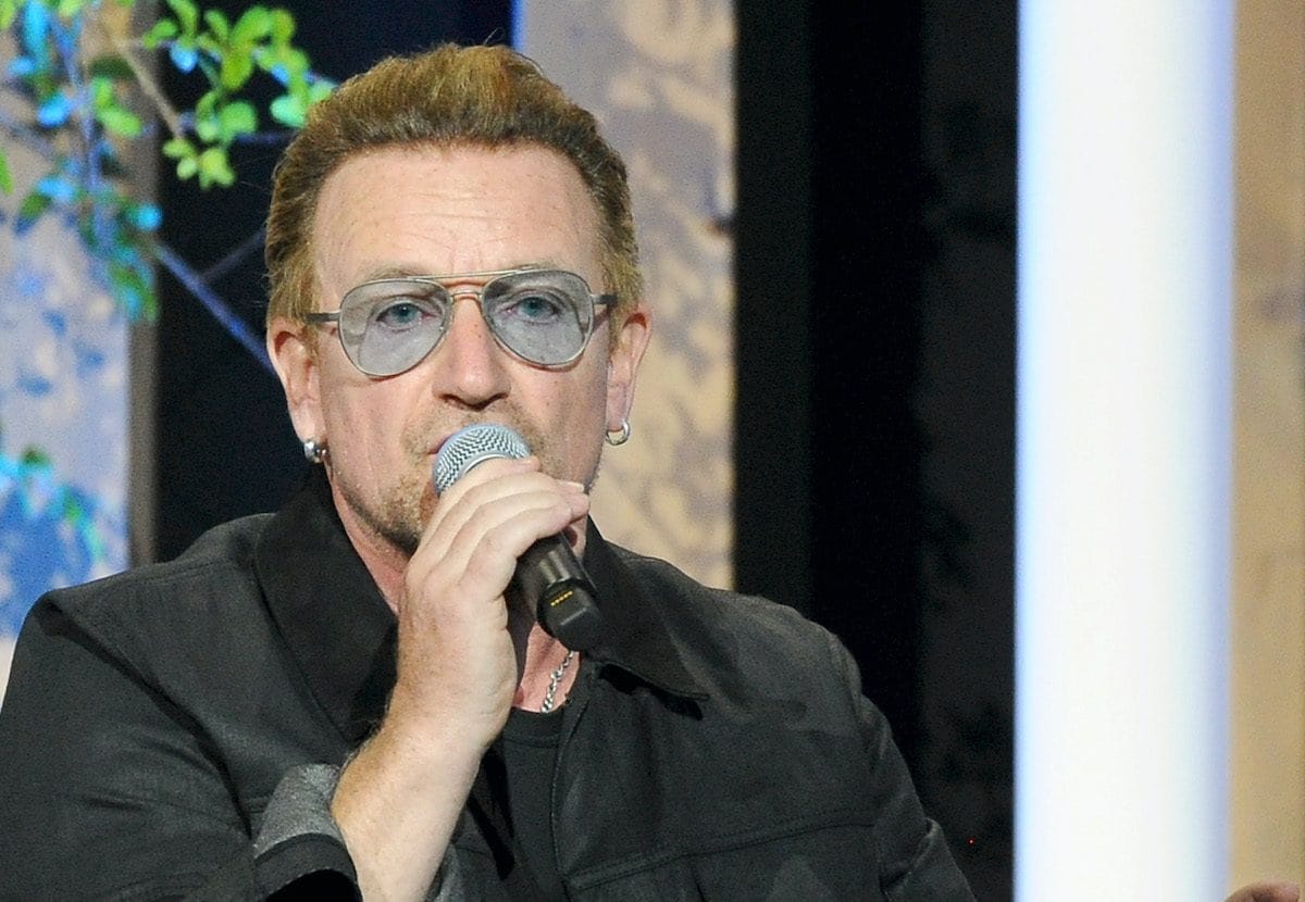 La lettera di Bono ai fan italiani: "Cantando al Teatro San Carlo rendo ...