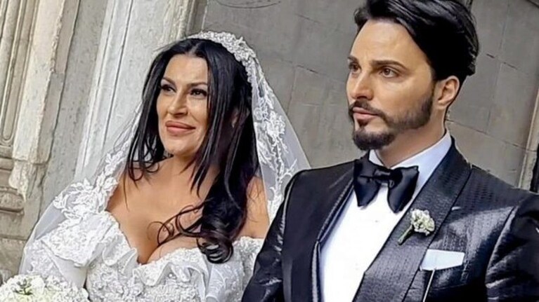 Scarcerata Tina Rispoli: la moglie di Tony Colombo ai domiciliari dopo ...