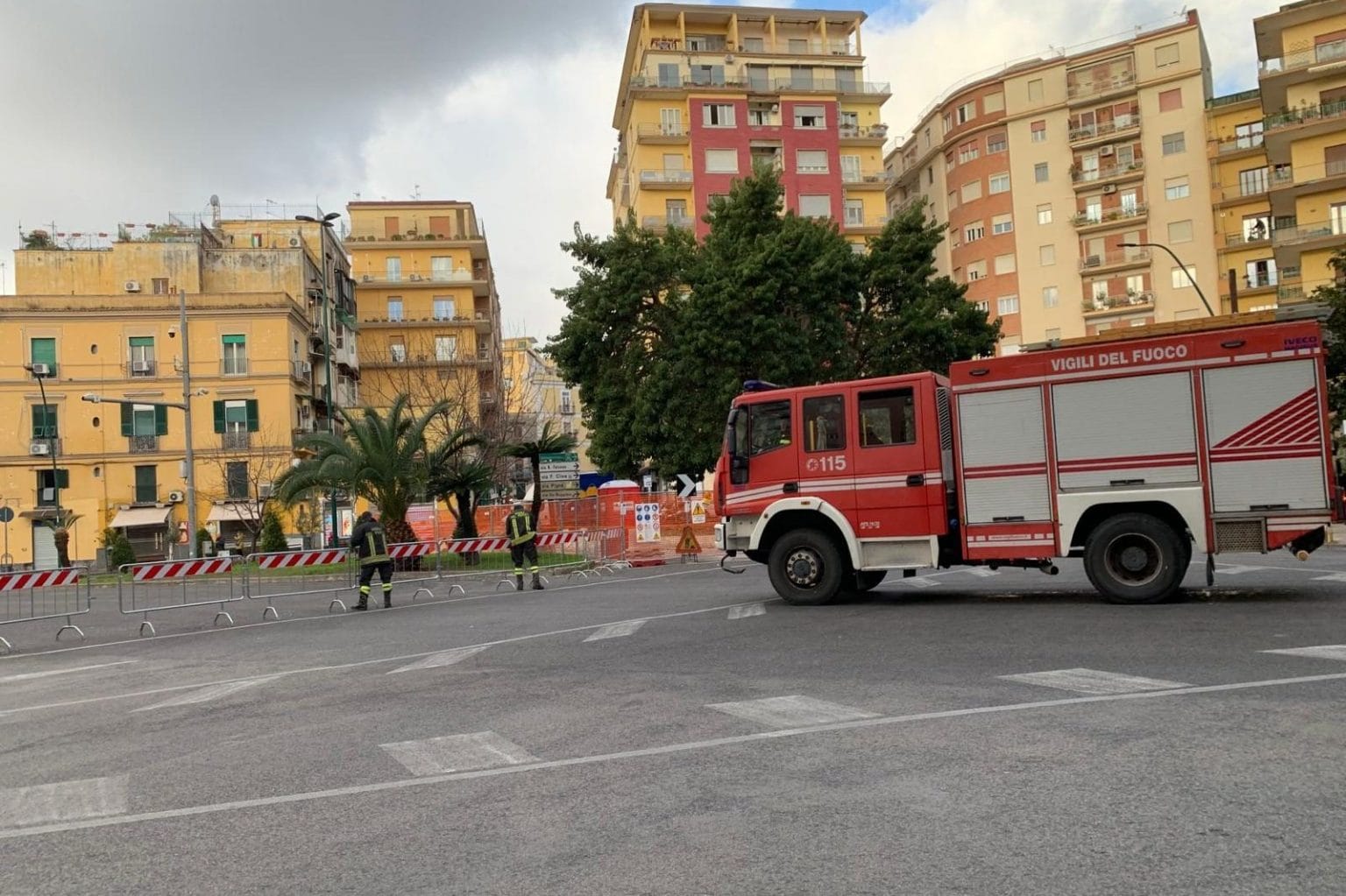 Piazza degli Artisti pedonale, Cozzolino: "Le transenne restano. Il ...